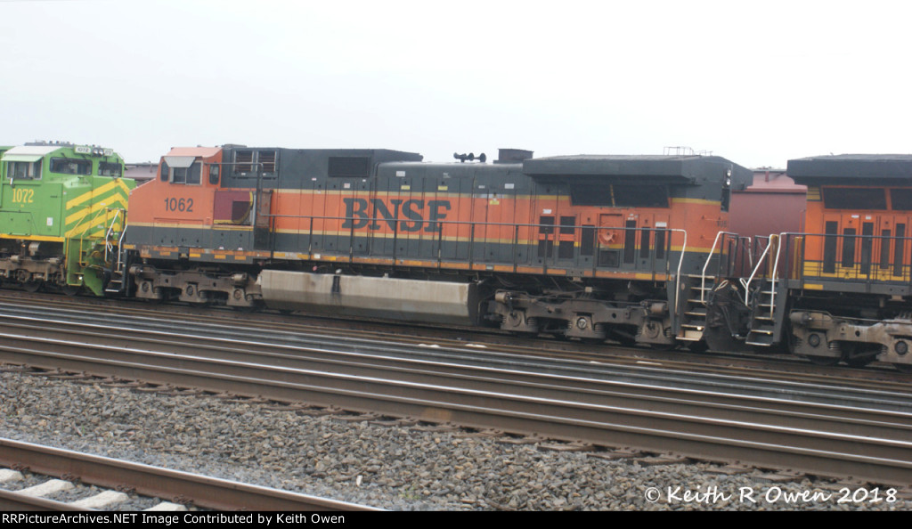 BNSF 1062